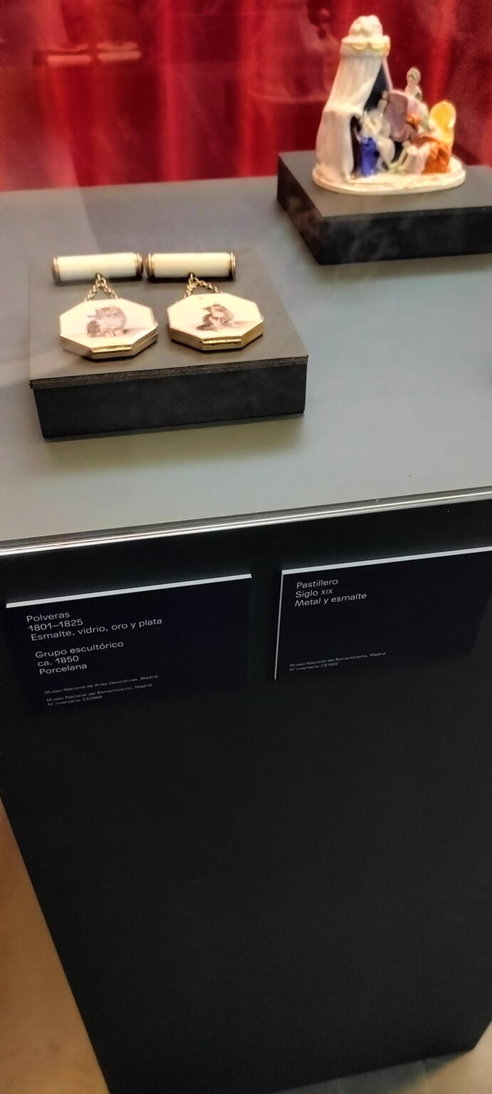 Exposición: Elogio de lo cursi | Anecdonet | Anécdotas y más cosas